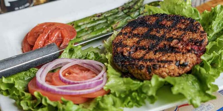 Cold Beers & Cheeseburgers Menu | Sports Bar | Burger Restaurant