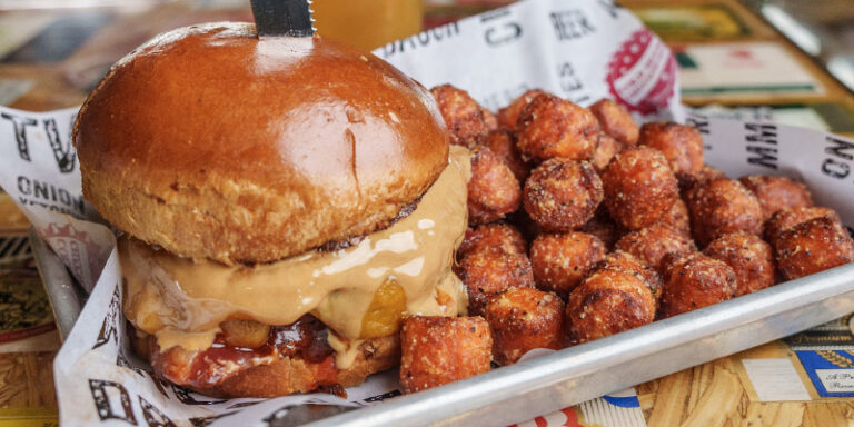 Maricopa | Cold Beers & Cheeseburgers | Sports Bar